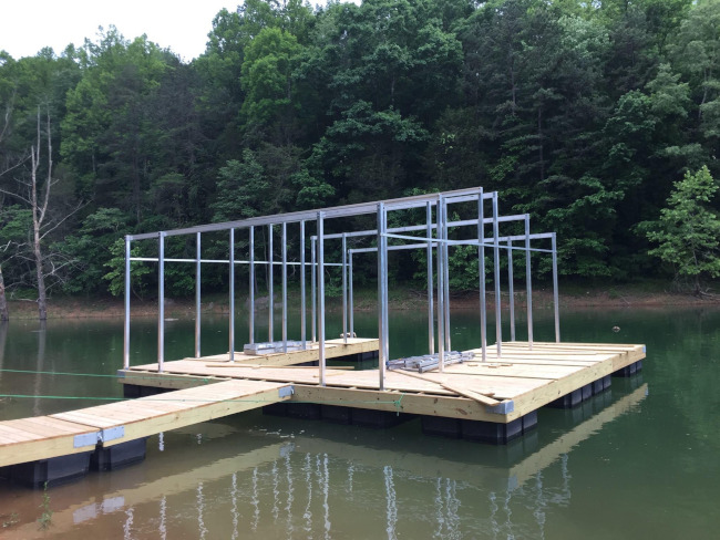 Floating Boat Lift, Maynardville | TriStar Renovations & Boat Docks